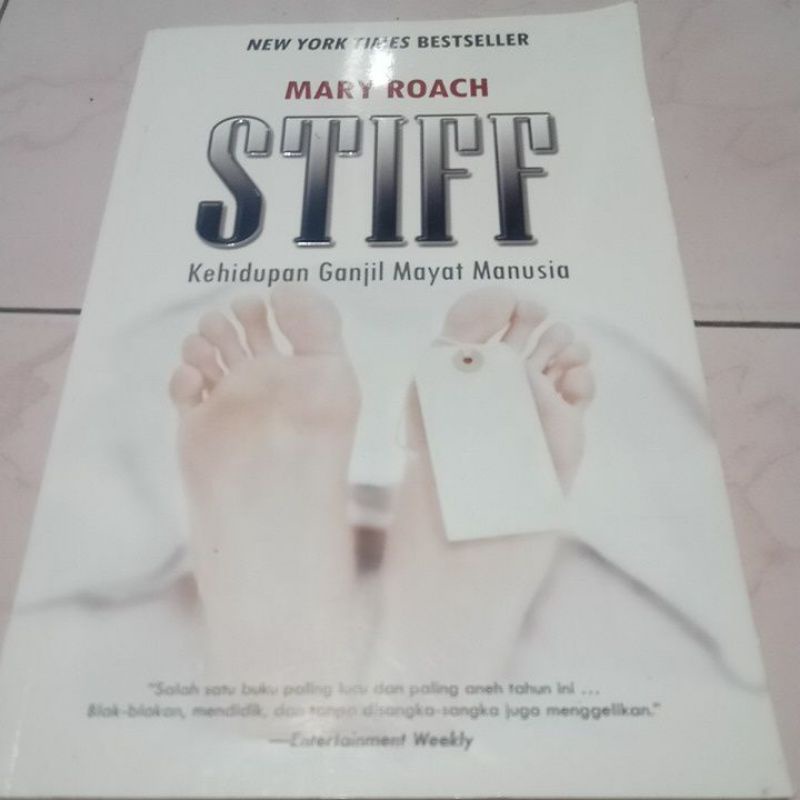 Jual buku Mary roach stiff kehidupan ganjil mayat manusia | Shopee ...