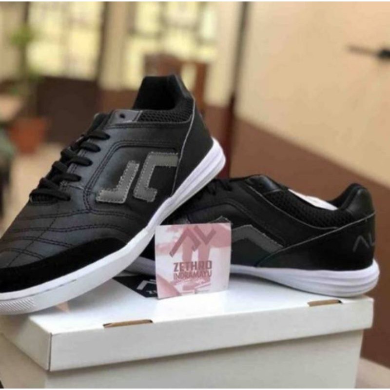 Jual Sepatu Zethro Alfa 2.0 Ta ( Mystery Black ) | Shopee Indonesia