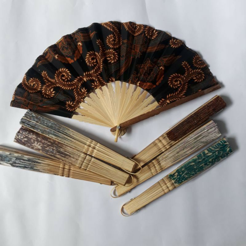 Jual Souvenir / kipas bambu lipat kain batik home made / kipas tangan ...