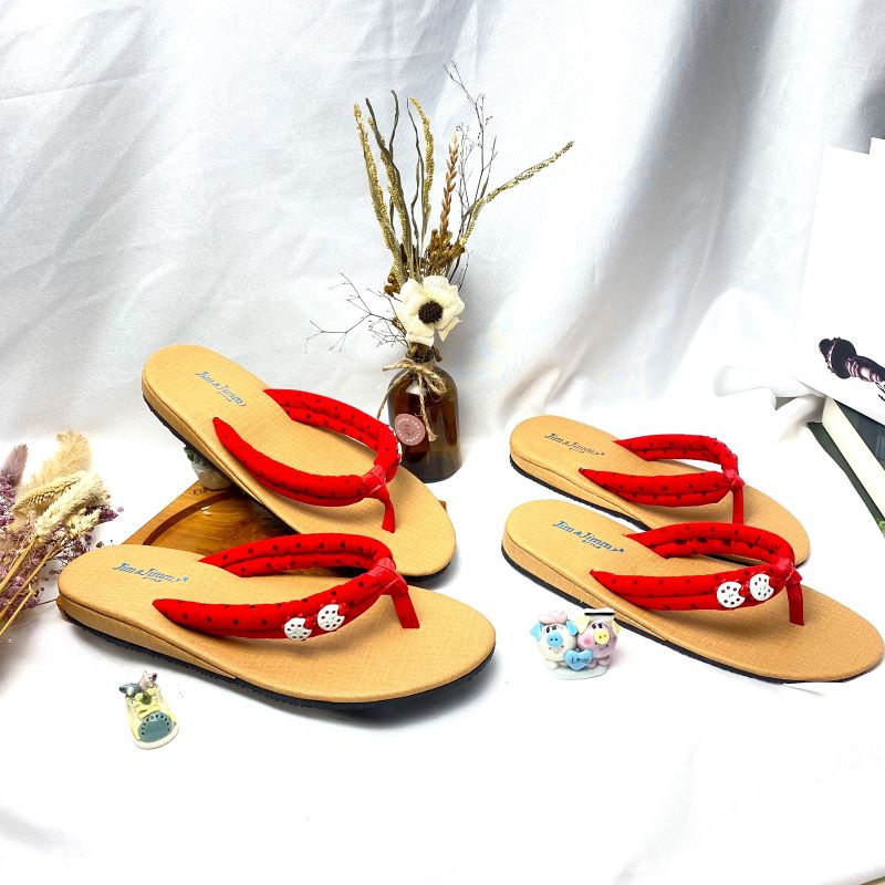 Jual Lucky sandal T453 sendal ibu dan anak unik lucu utk dipakai ...