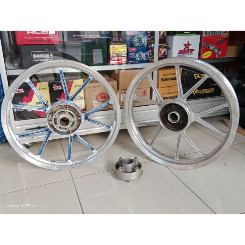 Jual velg bintang daytona original pelek velek racing bintang daytona ...