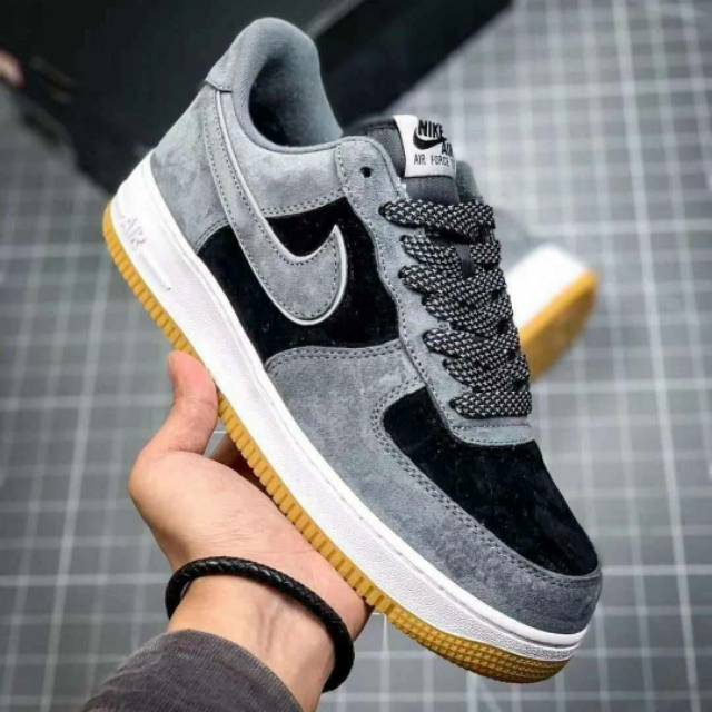 Jual Sepatu Nike Air Force 1 07 Suede "Grey Black" Abu-abu Hitam ...
