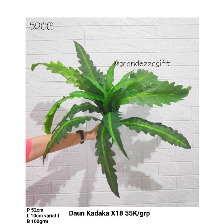 Jual DAUN KADAKA X18 GERIGI / DAUN KADAKA ARTIFICIAL PLASTIK SEDANG ...