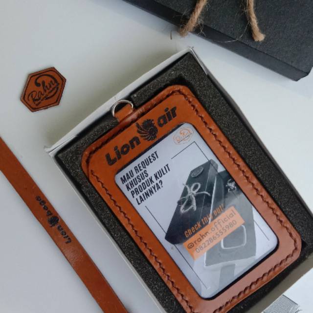 Jual Id Card Case kulit | Tempat id card kulit asli custom nama inisial ...