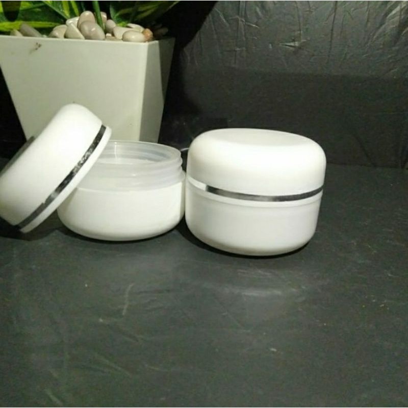 Jual Pot Cream Ukuran 30gr | Shopee Indonesia