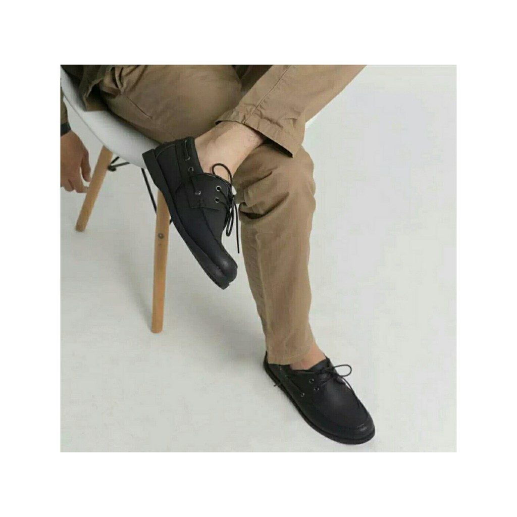 Jual NEW MODEL SEPATU KICKERS PRIA ELEGAN DAN SIMPLE COCOK BUAT KERJA ...