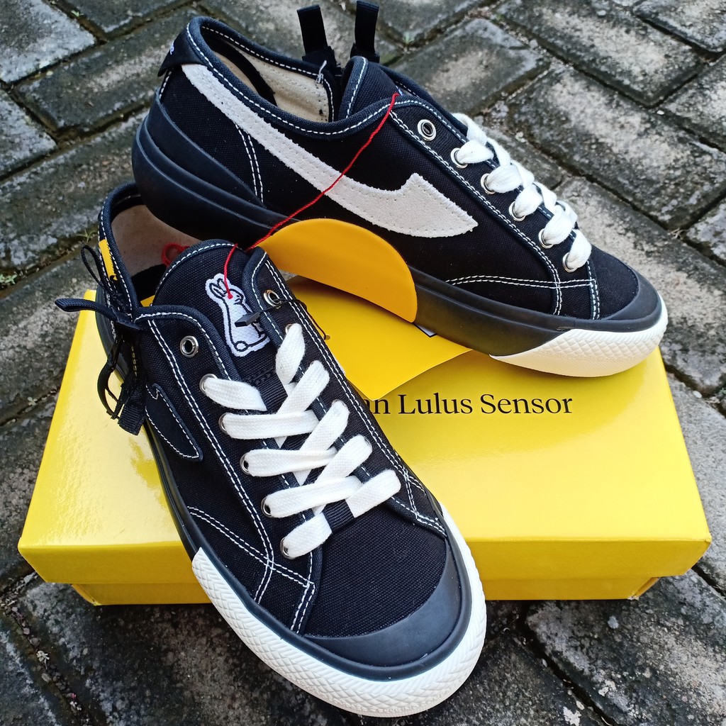 Jual SEPATU COMPASS FR2 PROTO 1 LOW V2 EDISI INDONESIA | Shopee Indonesia