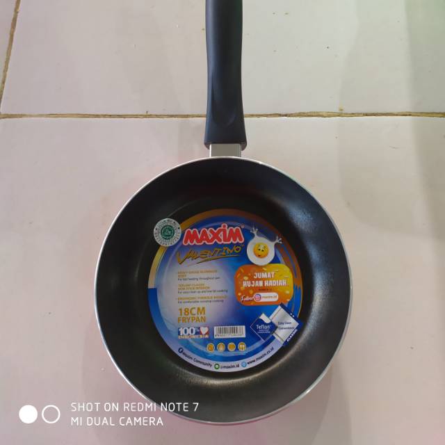 Jual Teflon maxim 18cm | Shopee Indonesia