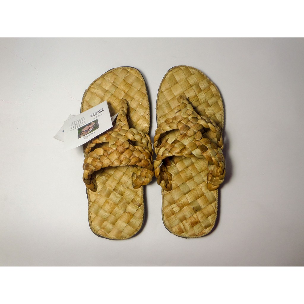 Jual Bengok Slipper Wiro_Sandal Anak Eceng Gondok Handmade | Shopee ...