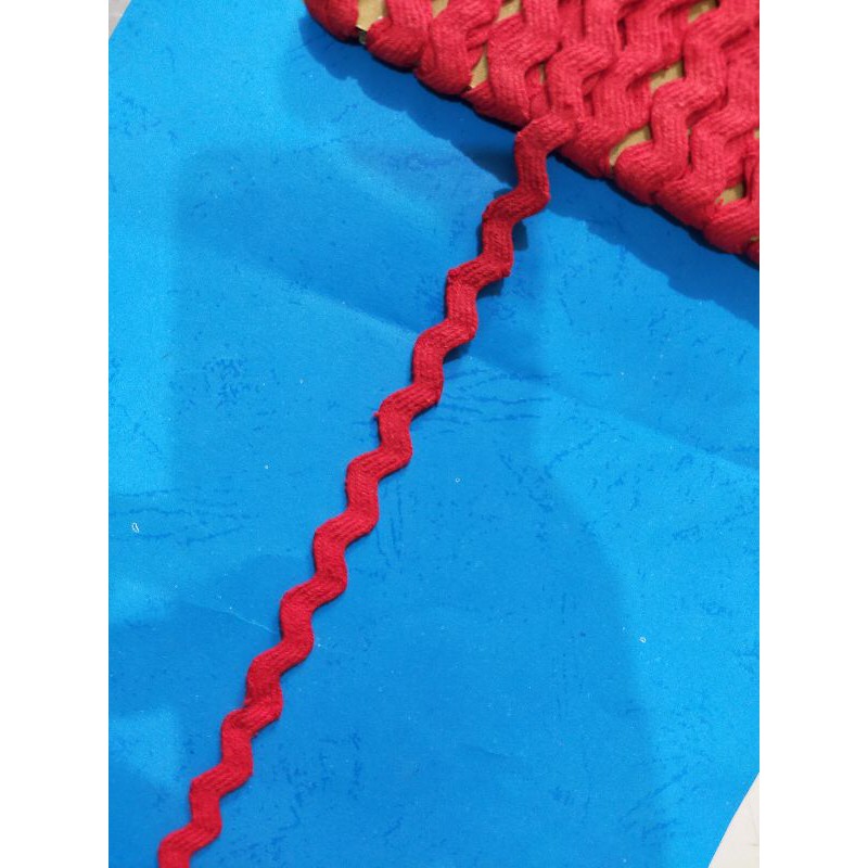 Jual PER PICS 15 YARD RENDA BIKU-BIKU WARNA MERAH LEBAR 0.5 CM | Shopee ...