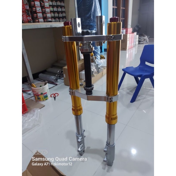 Jual SHOCK DEPAN UPSIDE DOWN FULL CNC CLICK DOUBLE DISC YAMAHA VIXION | Shopee Indonesia