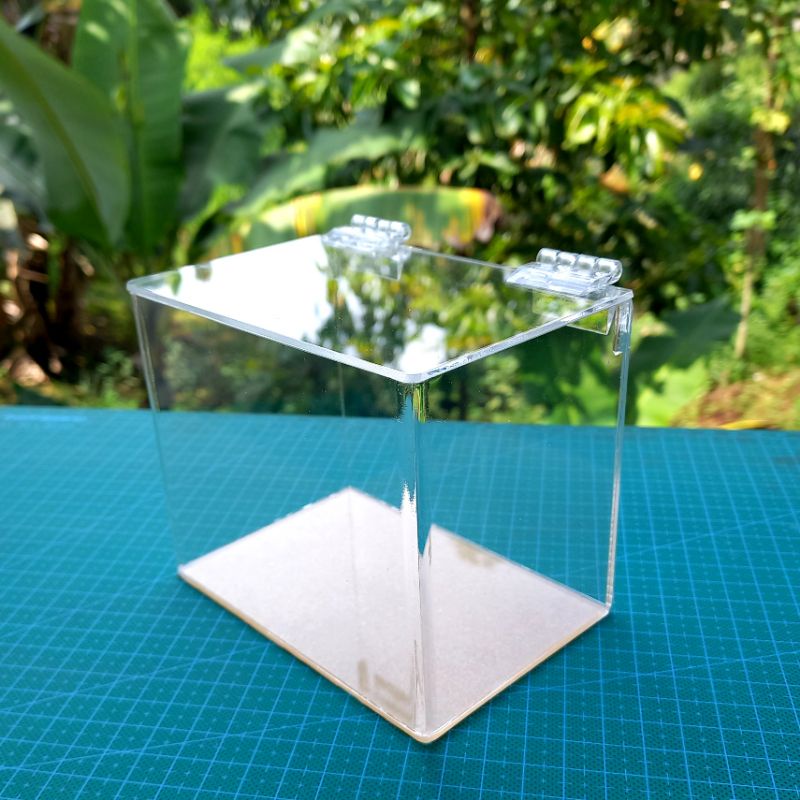 Jual box akrilik serbaguna (12x10x10cm) tutup engsel | Shopee Indonesia