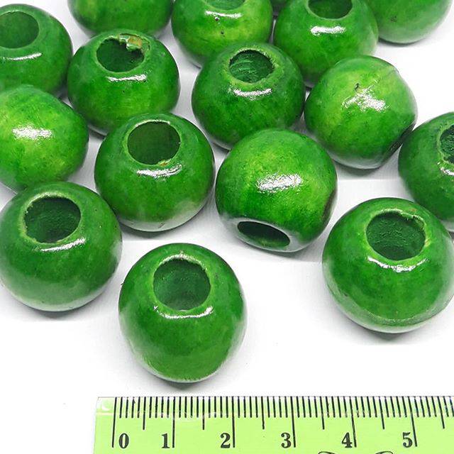 Jual MANIK KAYU HIJAU 2,4 CM | Shopee Indonesia