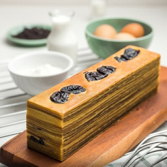 Jual READY JAKARTA 05 SEP 2025 - LAPIS LEGIT PRUNES BATIK RAISIN DURIAN ...