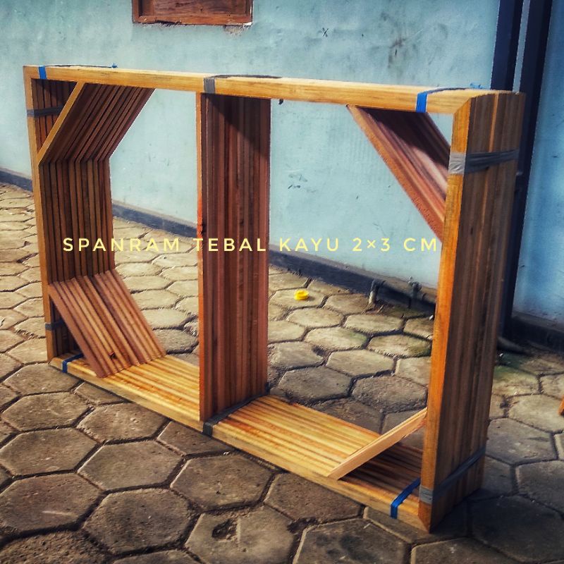 Jual Spanram Kayu Damar Terbaik Ukuran 70×100 Plus Siku Tebal kayu 2×3 ...