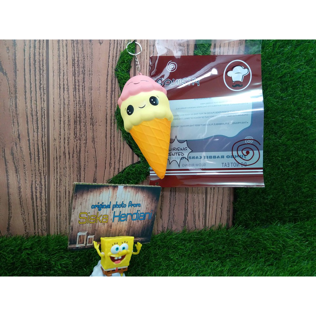 Jual squishy es cone ukuran L | Shopee Indonesia