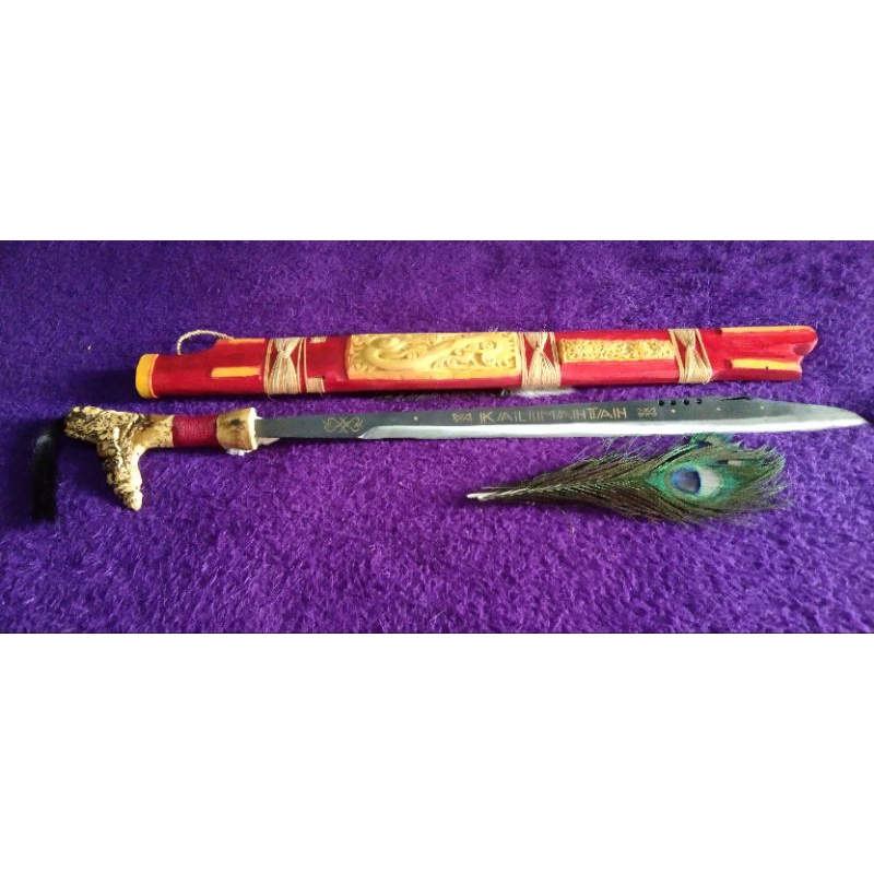 Jual Mandau Jumbo Motif Kalimantan Dan Tameng Golok Parang Senjata ...