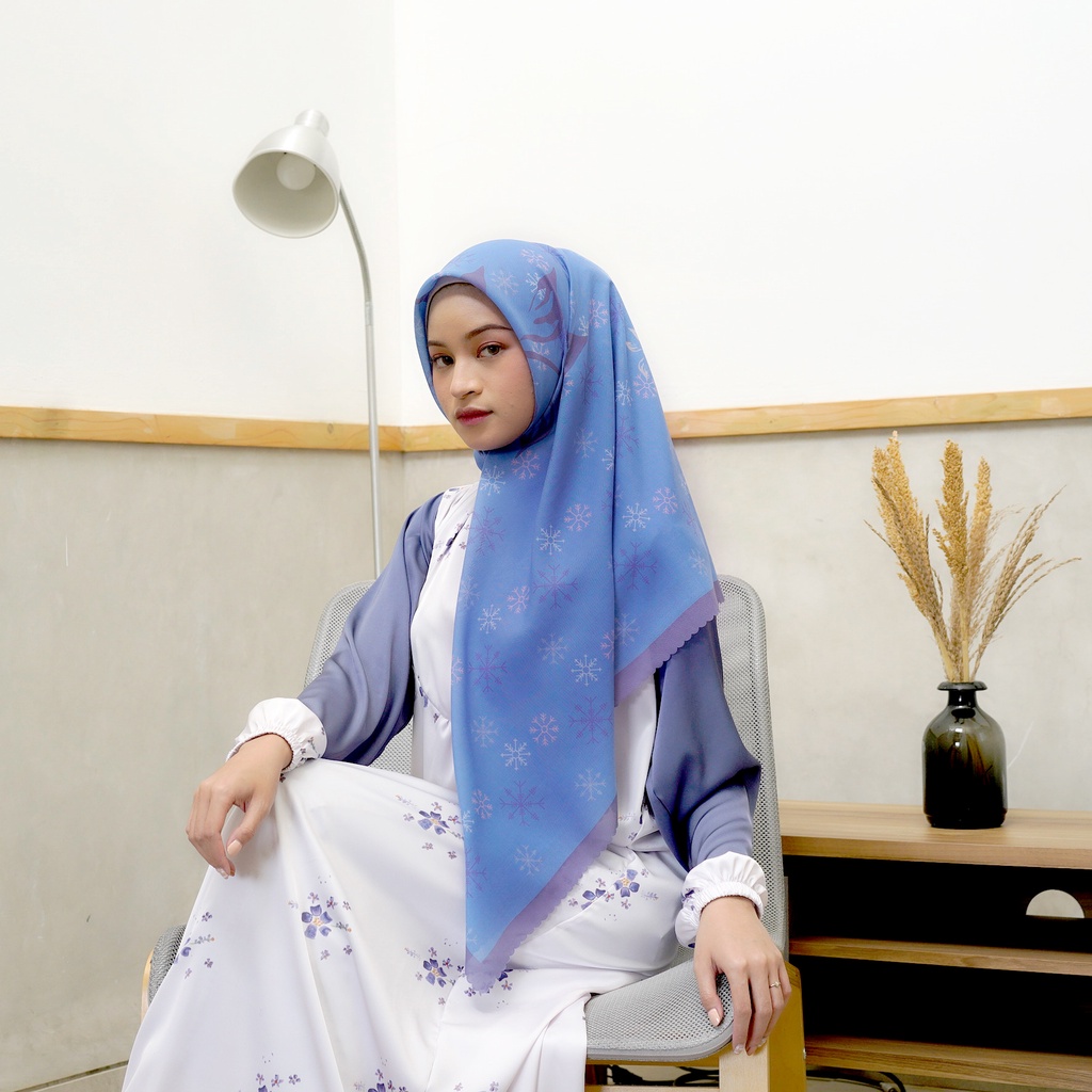 Jual Blue Estelle Flower Series by @kainprinting | Shopee Indonesia