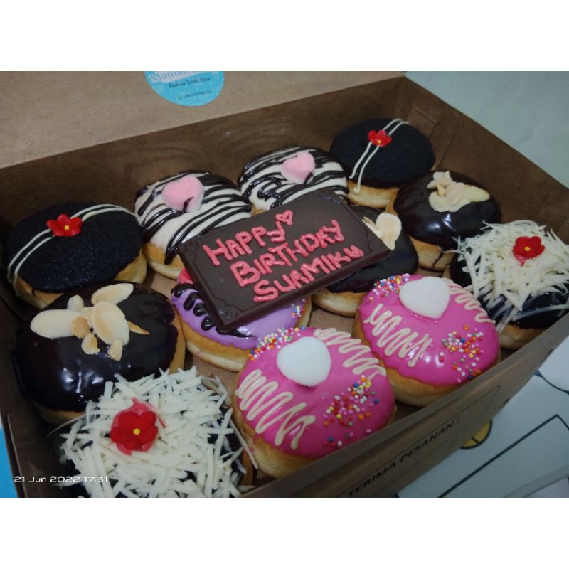 Jual Donat homemade isi 12 plus ucapan | Shopee Indonesia