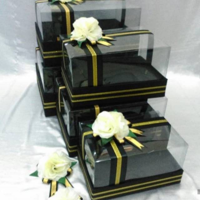 Jual Box Kotak Hantaran Seserahan Lamaran Pernikahan Ukuran M | Shopee ...