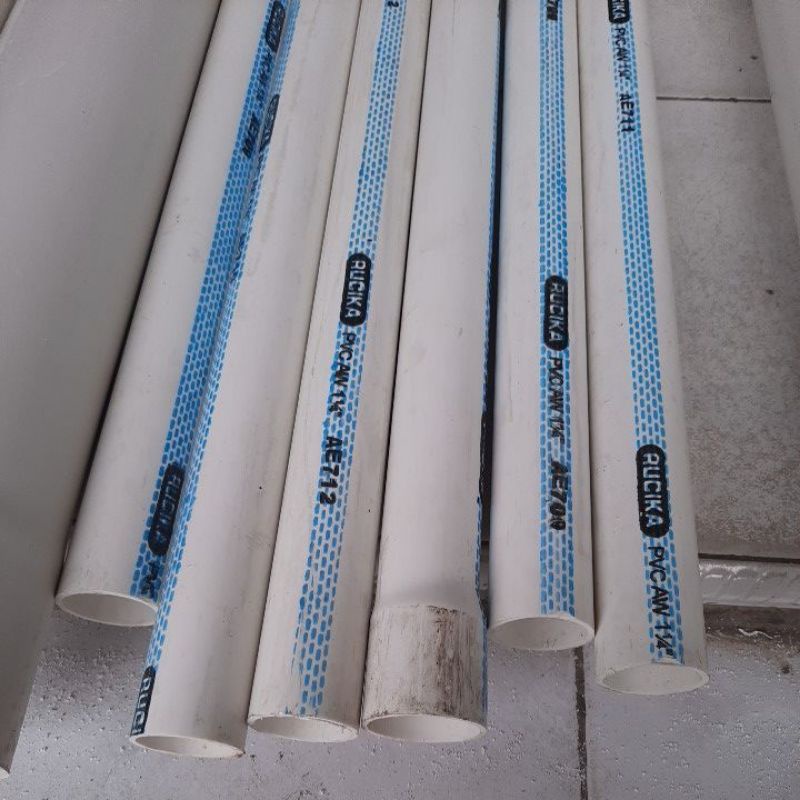 Jual pipa air pvc 1 1/4" inch AW RUCIKA 1 meter | paralon air | Shopee Indonesia