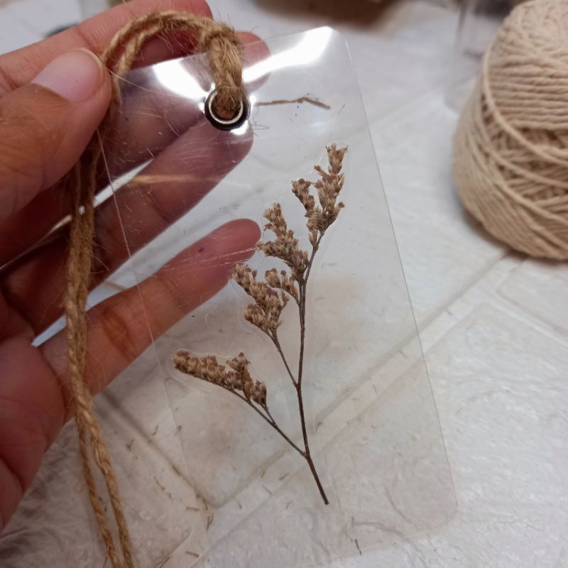 Jual Pembatas buku Hang tag produk vintage bunga kering transparant ...