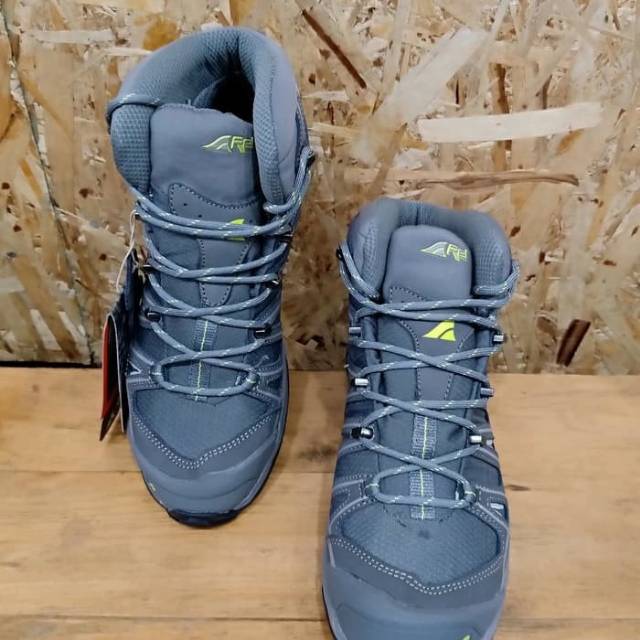 Jual Sepatu Gunung Rei Arizona Abu Sepatu Trekking Sepatu Hiking ...