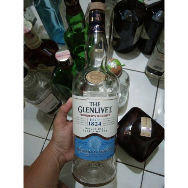 Jual Botol bekas minuman keras miras glenlivet wisky besar 1 liter | Shopee Indonesia