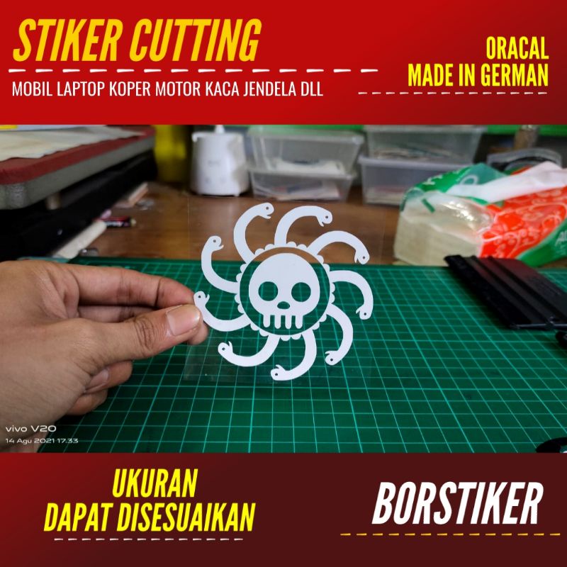 Jual STIKER BOA HANCOCK | STICKER CUTTING BAHAN ORACAL CUSTOM LOGO ...