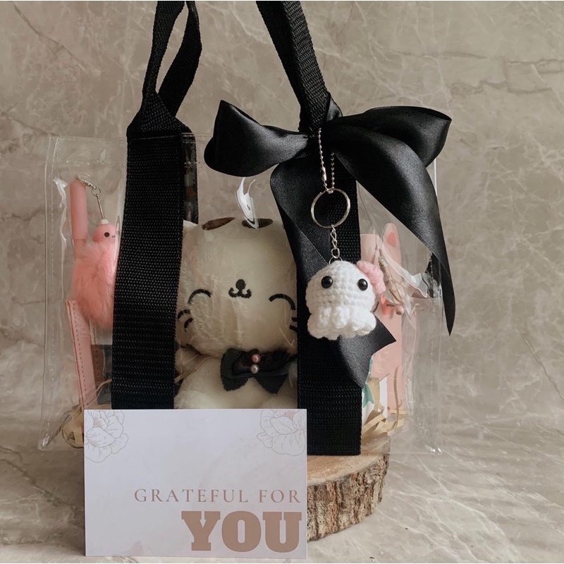 Jual Gift bag for every occasion / Kado Apresiasi / Kado Estetik / Kado ...