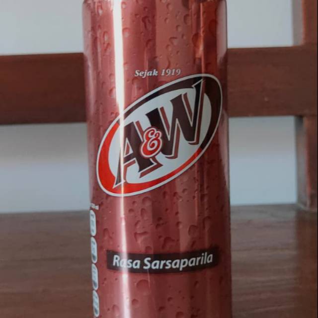 Jual AW A&W RootBeer Root Beer Sarsaparila Can 330ml Minuman Kaleng Bkn ...