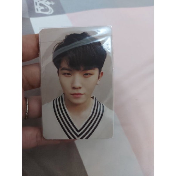 Jual PC WOOZI SUNSET PLOT SPECIAL ALBUM (sunset ver) | Shopee Indonesia