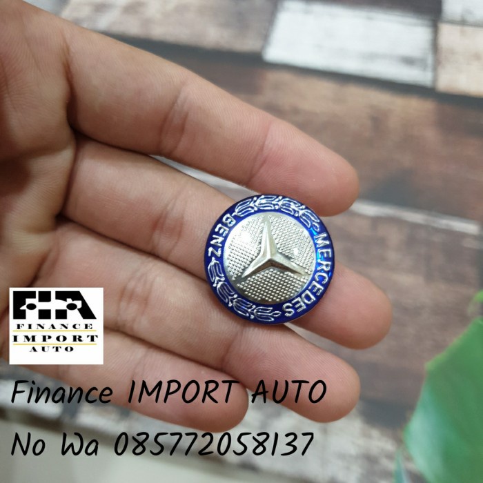 Jual Logo knop persneling Logo emblem shift knop mercedes benz W204 ...