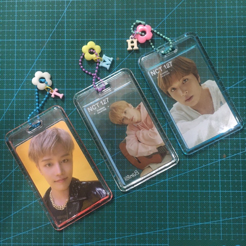 Jual Acrylic ID Card photocard holder akrilik | Shopee Indonesia