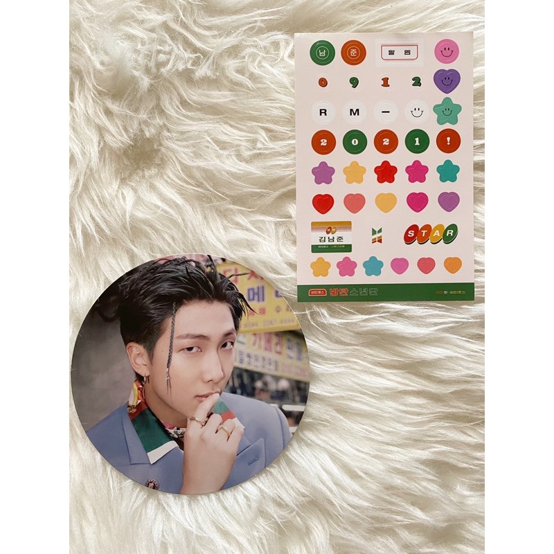 Jual ORIGINAL - BTS SEASON GREETING 2021 (MINI POSTER + STICKER ...