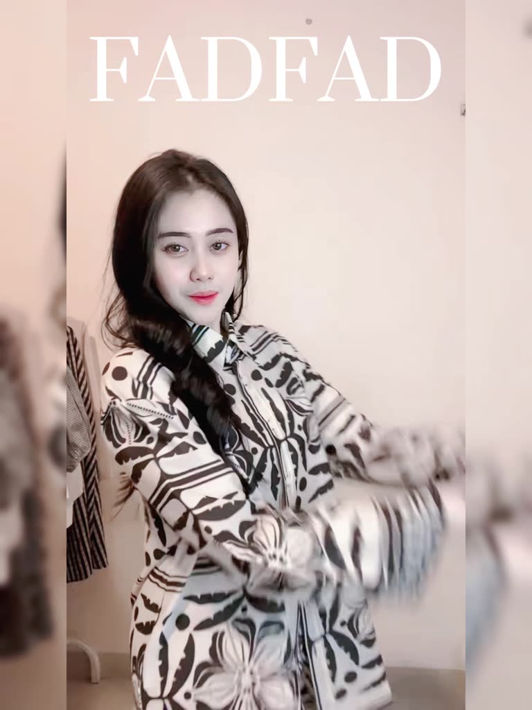 Jual Setelan Wanita Baju Kasual Wanita Warna Hitam Putih Outfit Harian Pakaian Retro