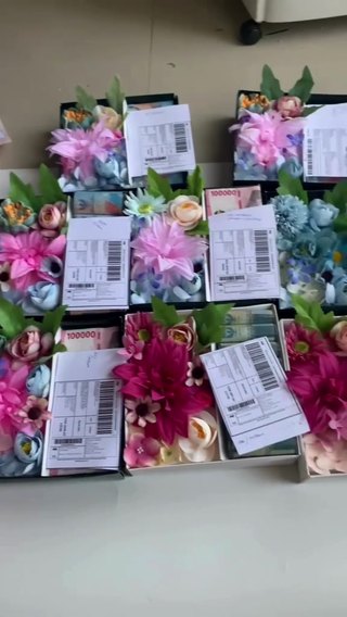 Jual Box Buket Uang Asli Pecahan 50rb dan 100rb (300rb, 500rb, 1jt, 1 ...