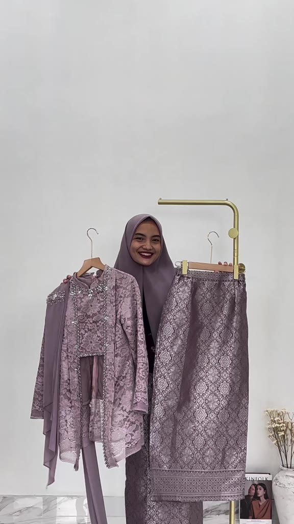 Jual Kebaya Kutu Baru Wisuda Modern Set Kebaya Tunik Lamaran Tunangan ...