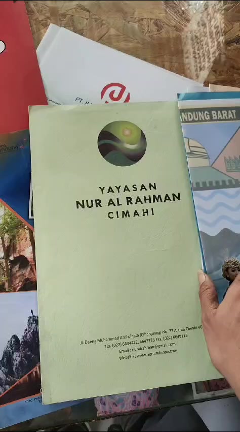 Jual Cetak Map Folder Ukuran A4 Custom Design & Warna Map Perusahaan ...