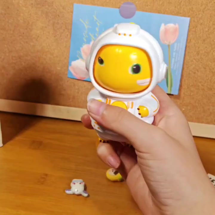 Jual Mainan Nailong Face Changing Bisa Berubah Ekspresi Wajah Keychain ...