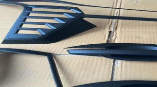 Jual paket lengkap Mitsubishi Xforce X Force hitam garnish depan ...