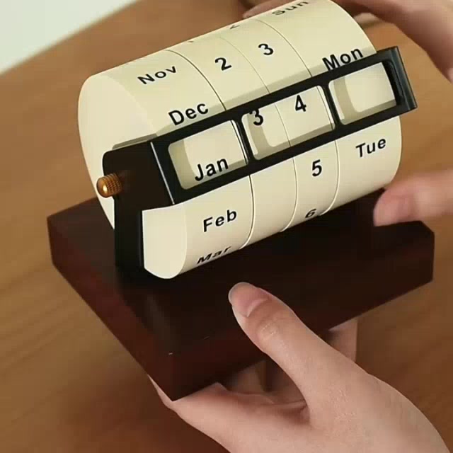 Jual Kalender Roda Berputar Rotatable Wheel Calender Kalender Meja ...