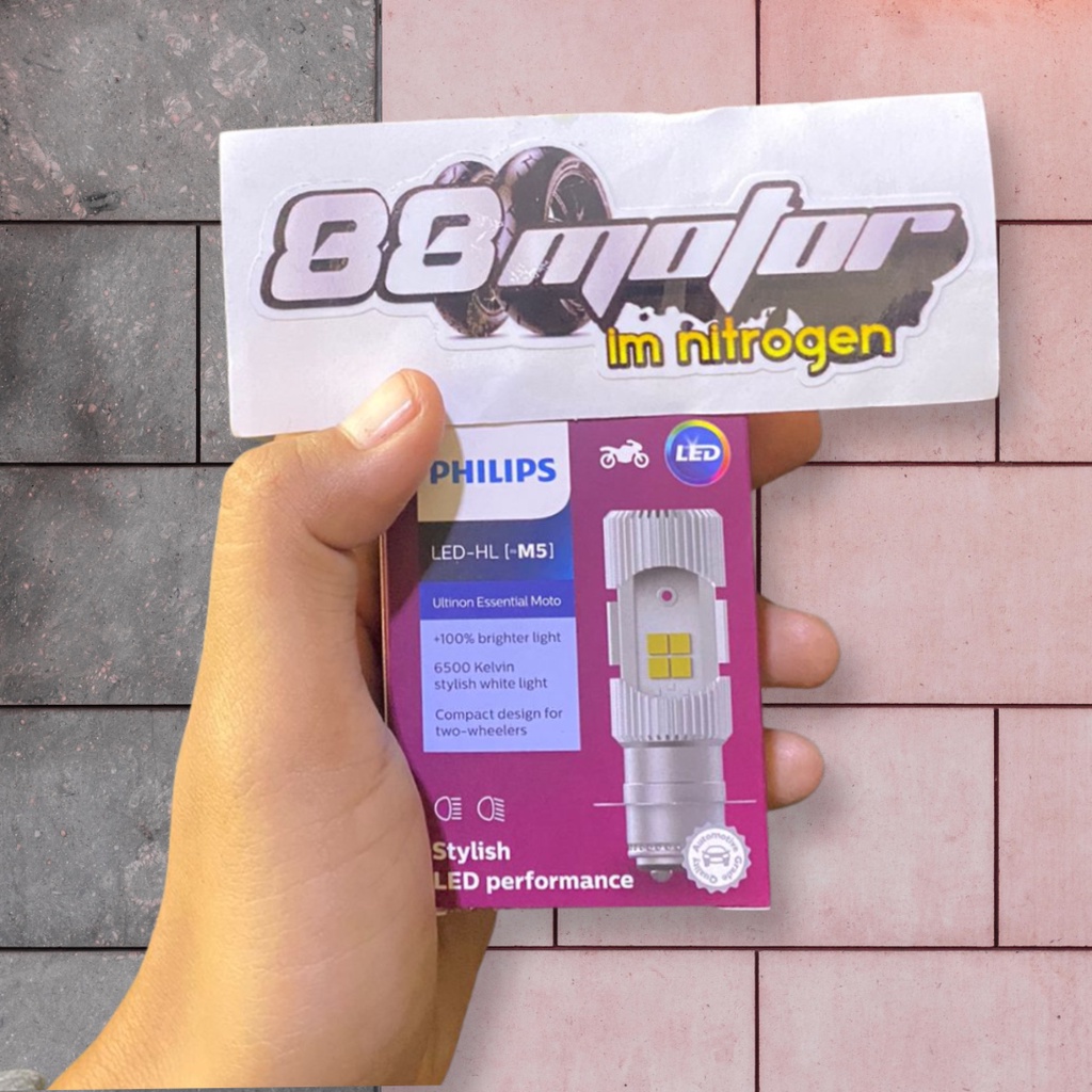 Jual Bohlam Lampu LED depan motor Philips ultinon essential moto DC M5 ...