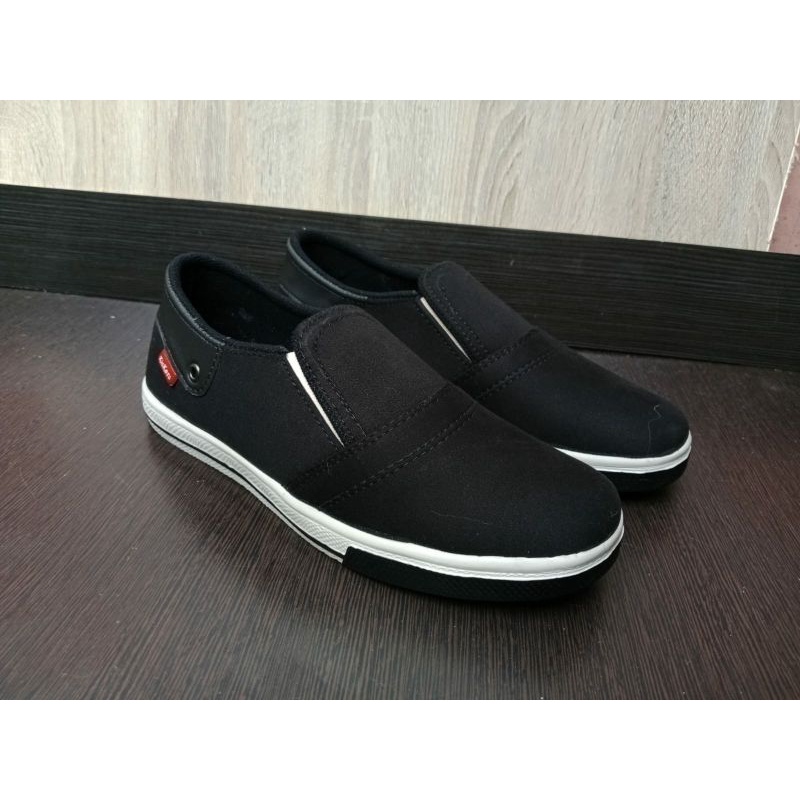 Jual Sepatu Slip on Casual SUEDE | Shopee Indonesia