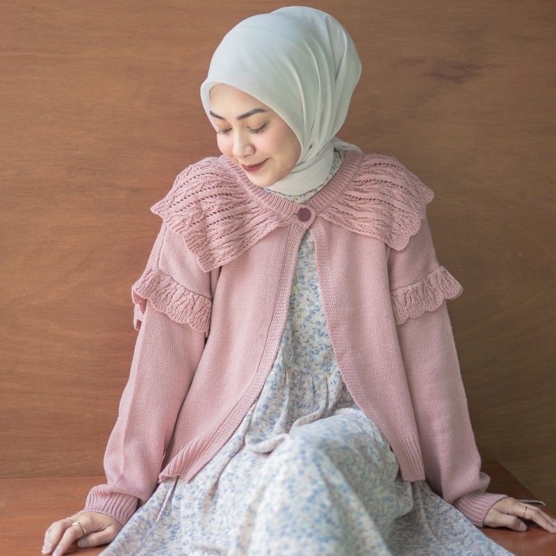 Jual LEVIORA | Papylon Cardigan (Dianty Annisa) | Shopee Indonesia