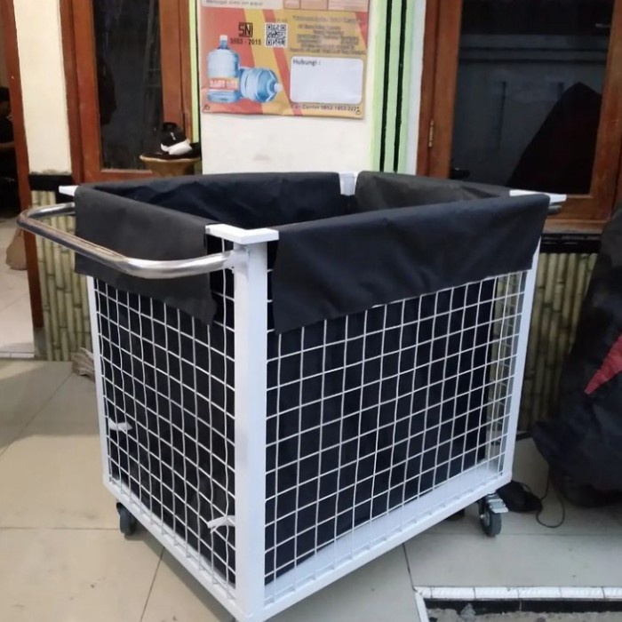 Jual TERBARU- Laundry trolley keranjang pakaian troli laundry keranjang ...