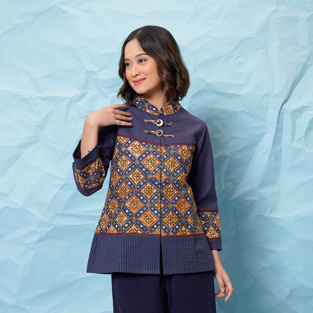 Jual NONA RARA - Dwina Indigo T2045, Baju Batik Kasual Modern | Shopee ...