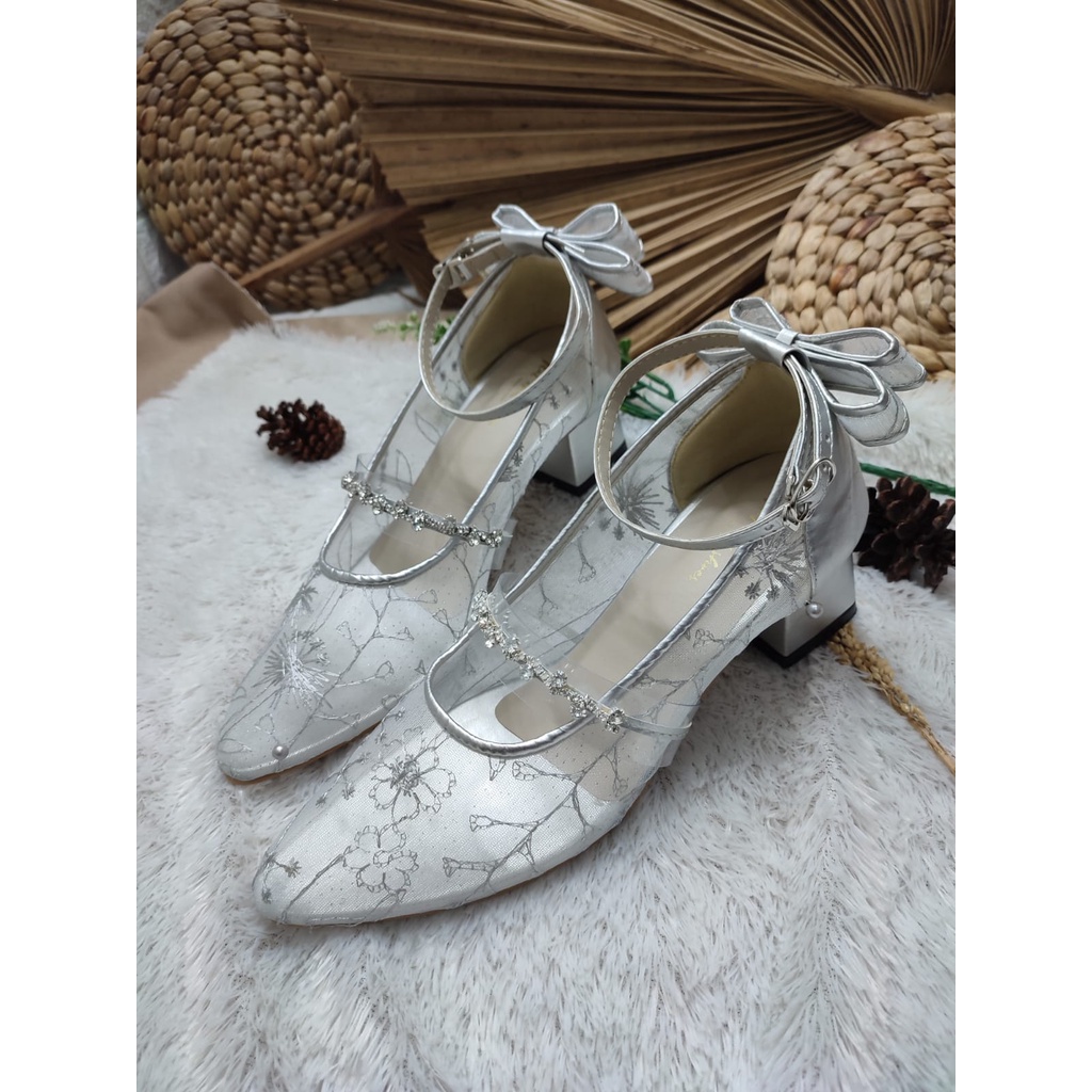 Jual sepatu wedding wanita clea silver 5cm hak tahu | Shopee Indonesia