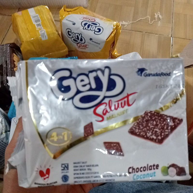 Jual gery saluut chocolate coconut(coklat tabur kelapa) | Shopee Indonesia