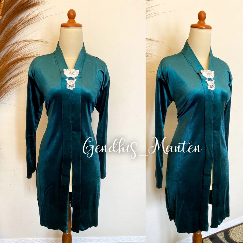 Jual [Hijau Botol] Kebaya Bludru Panjang - Model Kartini / Leher V ...